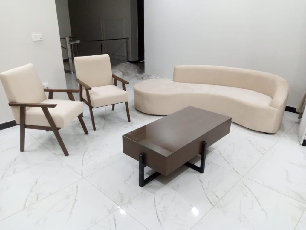 Latest Sofa Set C-shaped For Modern Living Room Curved Sofa.